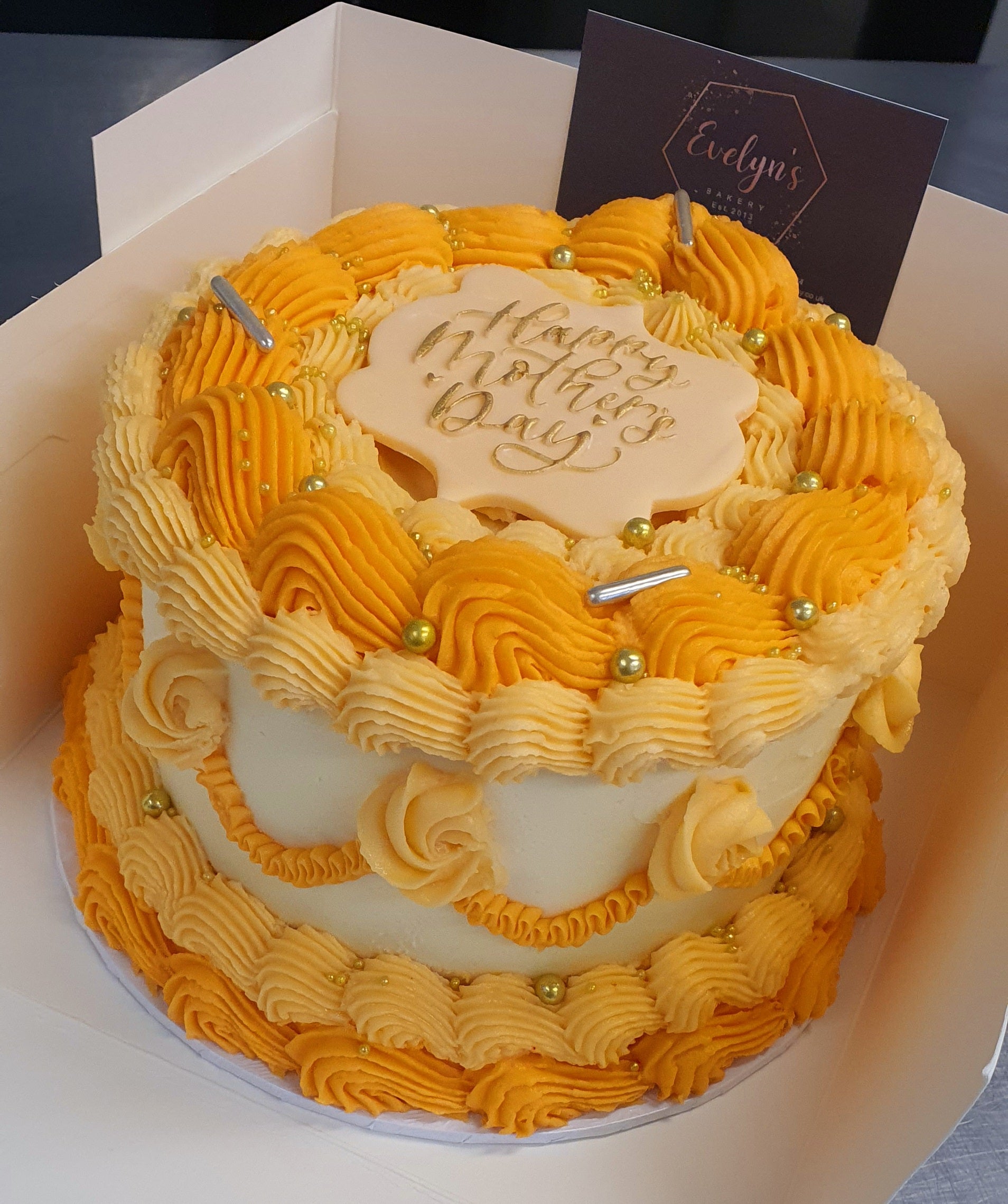 Lambeth Cake – Evelyn's Bakery